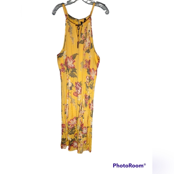 Mlle Gabrielle | Dresses | Mlle Gabriella Womens Gold Floral Sleeveless ...